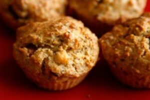 Kookose-rabarberi muffinid ‹ Perenaine.ee – retseptid